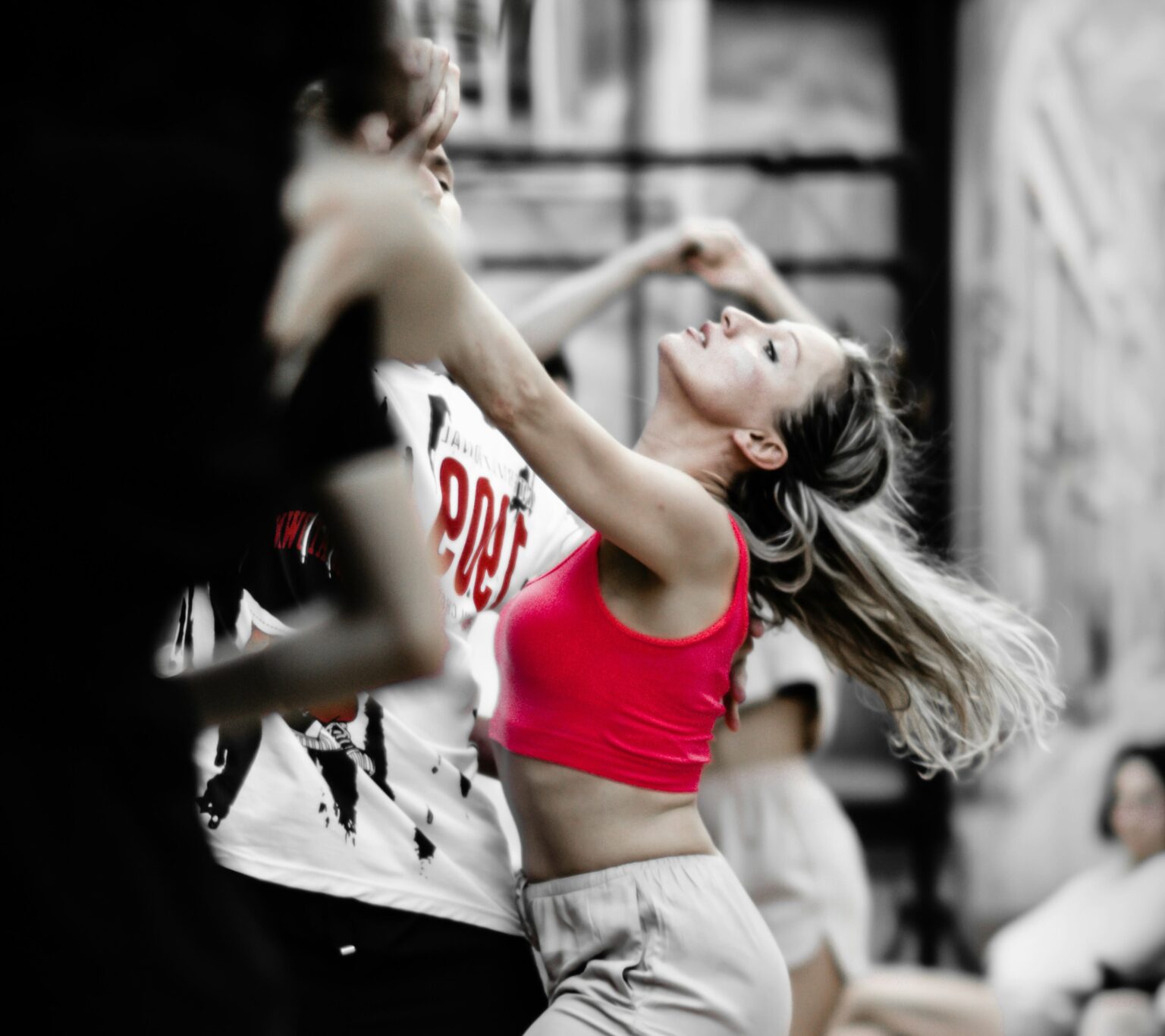 Clases de Salsa – Dance Unity Movement Studio